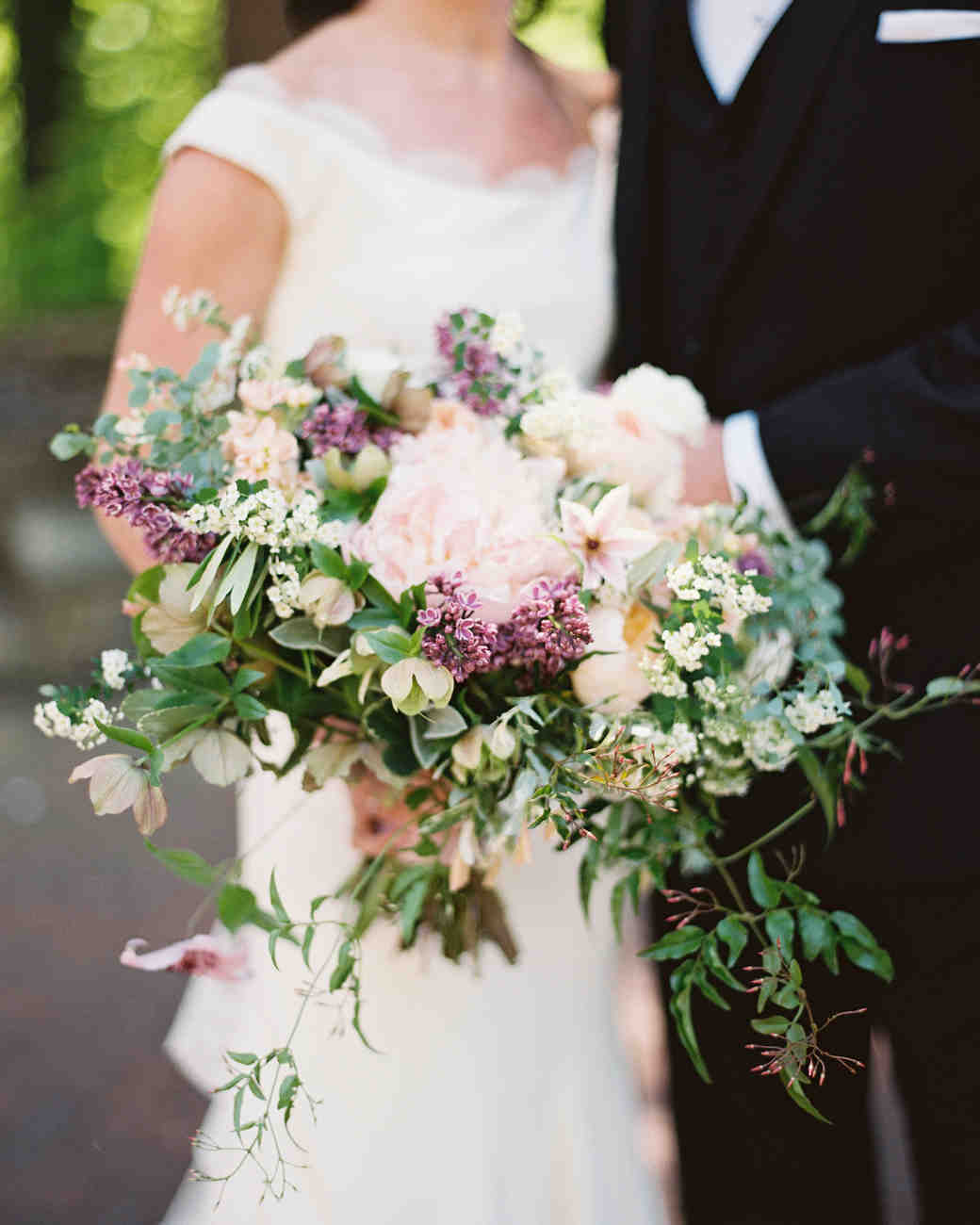 Fresh & Fragrant Lilac Wedding Bouquets | Martha Stewart Weddings Fresh & Fragrant Lilac Wedding Bouquets | Martha Stewart Weddings