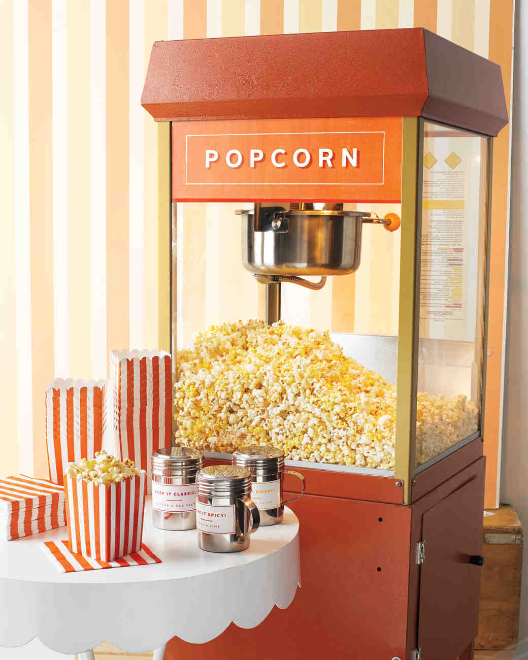 8 Wedding Snack Bar Ideas For Serving Food And Drinks To Your Guests 8 Wedding Snack Bar Ideas For Serving Food And Drinks To Your Guests