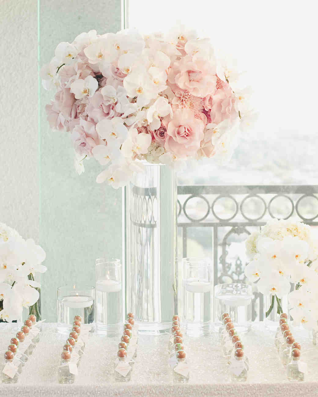 28 Unique Ways To Display Your Wedding Favors Martha Stewart Weddings 28-unique-ways-to-display-your-wedding-favors-martha-stewart-weddings