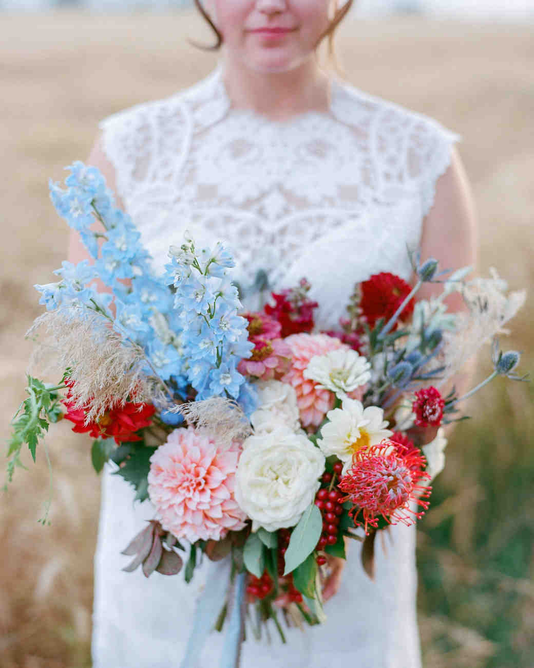 Summer Wedding Bouquets That Embrace The Season Martha Stewart Weddings