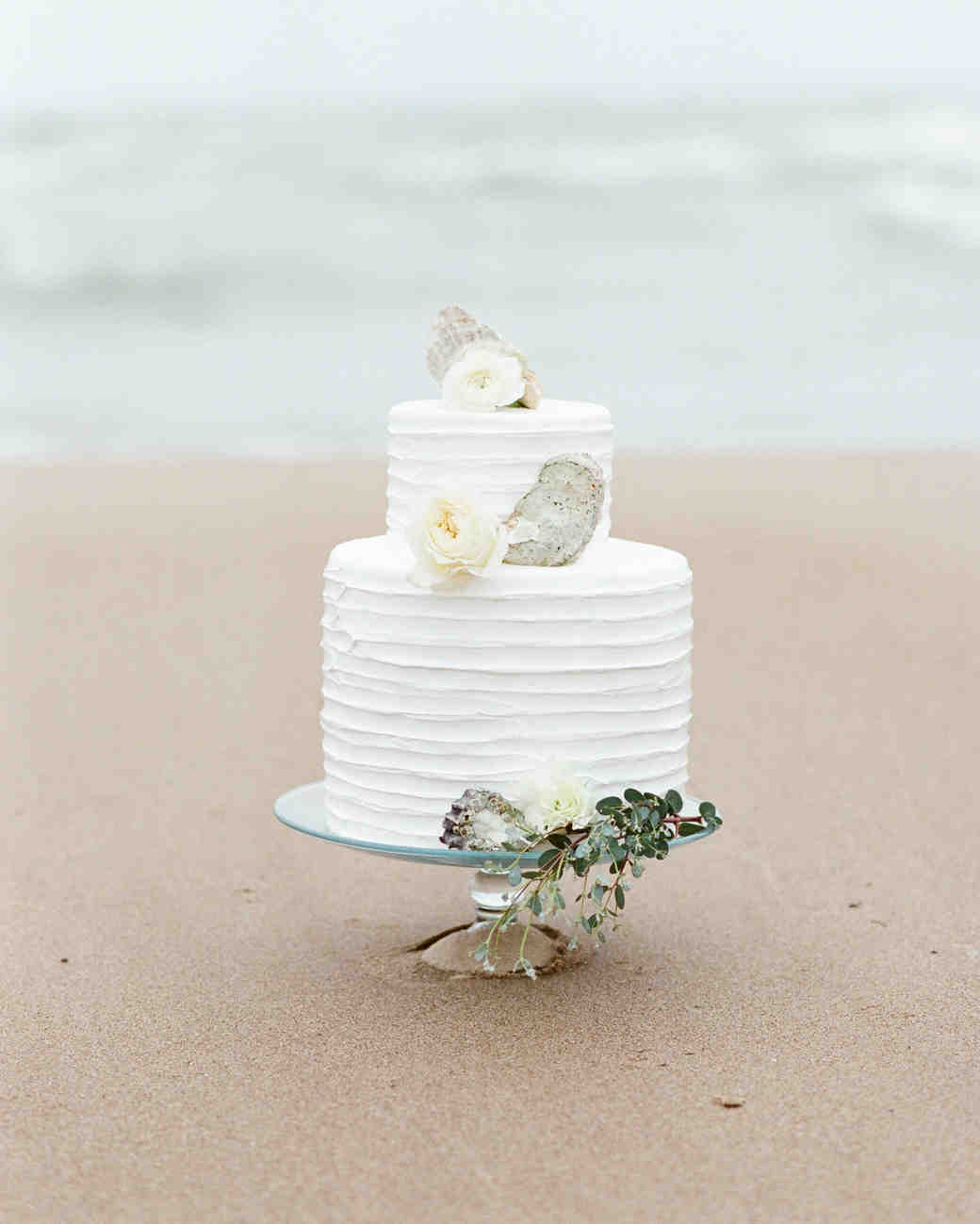30 Amazing Beach Wedding Cakes | Martha Stewart Weddings